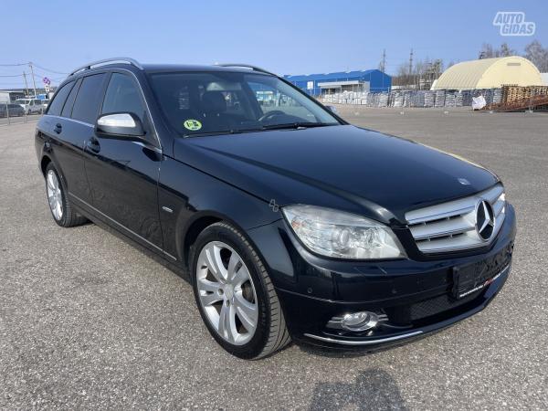 Melns Mercedes-Benz c-220 2009 Kauņa, ar dzinēja tilpumu 2.10 L un nobraukumu 303 tūkst. km par 4450 €, foto 9 vietnē AUTOMOTO.COM.LV