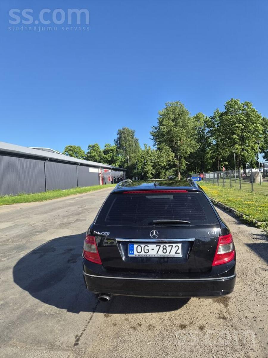 Melns Mercedes-Benz c-220 2009 Ogre, ar dzinēja tilpumu 2.10 L un nobraukumu 428 tūkst. km par 4150 €, foto 1 vietnē AUTOMOTO.COM.LV