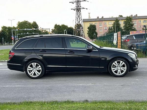 Black Mercedes-Benz c-220 2009 in Narva, with an engine capacity of 2.10 L and mileage of 541 thousand km for 1999 €, photo 5 on AUTOMOTO.COM.LV