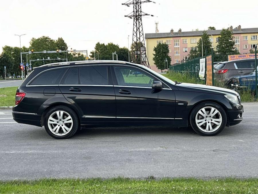 Черный Мерседес Ц 220 2009 в Нарва, объемом двигателя 2.10 л и пробегом 541 тыс. км за 1999 €, фото 6 на AUTOMOTO.COM.LV