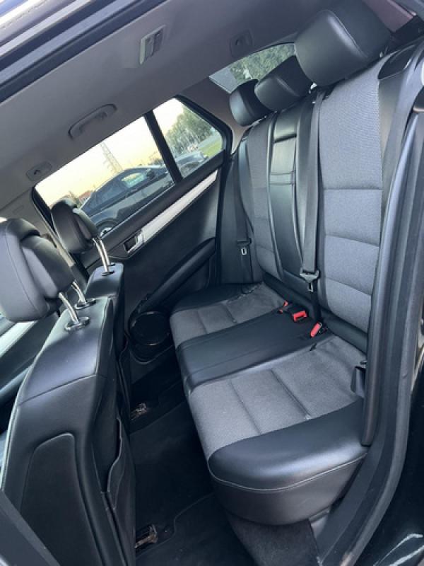 Black Mercedes-Benz c-220 2009 in Narva, with an engine capacity of 2.10 L and mileage of 541 thousand km for 1999 €, photo 10 on AUTOMOTO.COM.LV