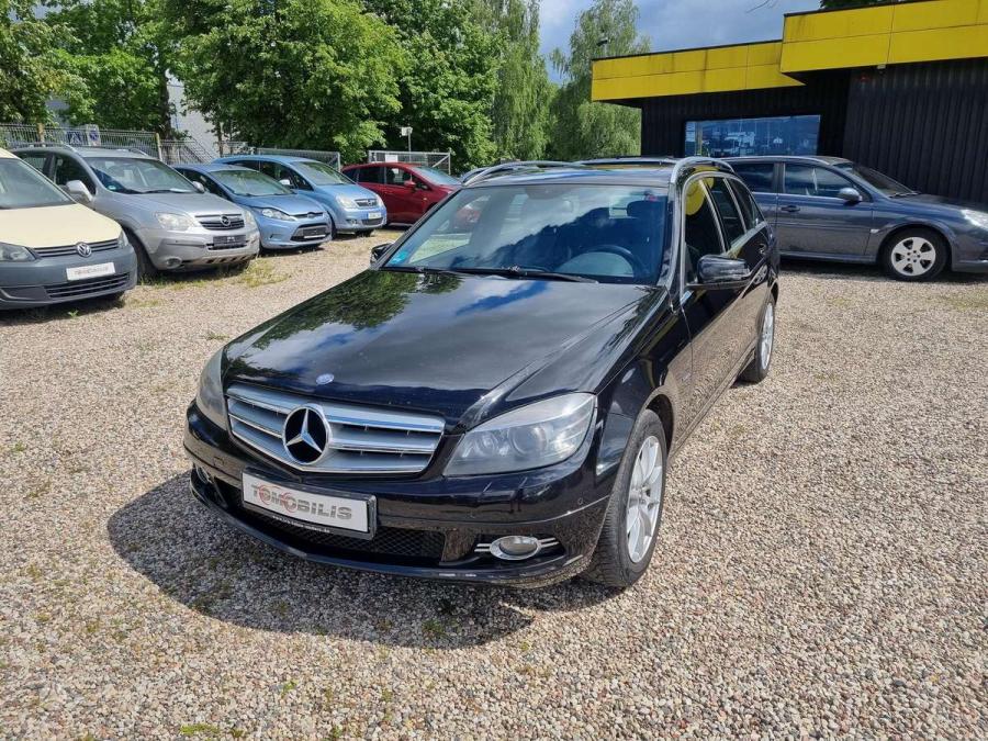 Melns Mercedes-Benz c-220 2009 Kauņa, ar dzinēja tilpumu 2.20 L un nobraukumu 270 tūkst. km par 3200 €, foto 5 vietnē AUTOMOTO.COM.LV