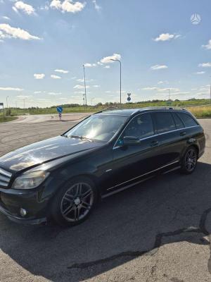 Black Mercedes-Benz c-220 2009 in Panevezys, with an engine capacity of 2.20 L and mileage of 341 thousand km for 4000 €, photo 4 on AUTOMOTO.COM.LV