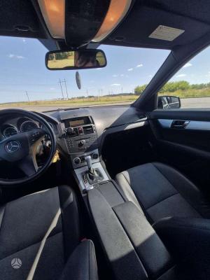 Black Mercedes-Benz c-220 2009 in Panevezys, with an engine capacity of 2.20 L and mileage of 341 thousand km for 4000 €, photo 14 on AUTOMOTO.COM.LV