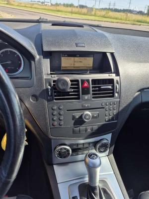 Black Mercedes-Benz c-220 2009 in Panevezys, with an engine capacity of 2.20 L and mileage of 341 thousand km for 4000 €, photo 16 on AUTOMOTO.COM.LV