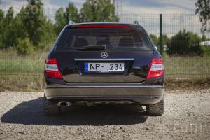 Melns Mercedes-Benz c-220 2009 Rīga, ar dzinēja tilpumu 2.20 L un nobraukumu 430 tūkst. km par 5490 €, foto 6 vietnē AUTOMOTO.COM.LV
