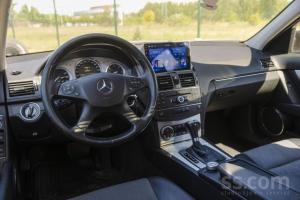 Melns Mercedes-Benz c-220 2009 Rīga, ar dzinēja tilpumu 2.20 L un nobraukumu 430 tūkst. km par 5490 €, foto 8 vietnē AUTOMOTO.COM.LV