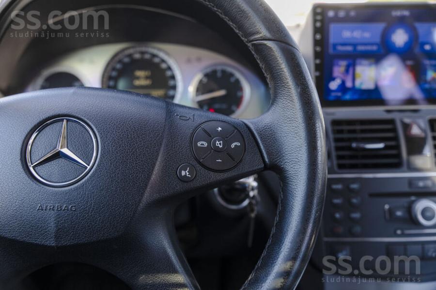 Melns Mercedes-Benz c-220 2009 Rīga, ar dzinēja tilpumu 2.20 L un nobraukumu 430 tūkst. km par 5490 €, foto 18 vietnē AUTOMOTO.COM.LV