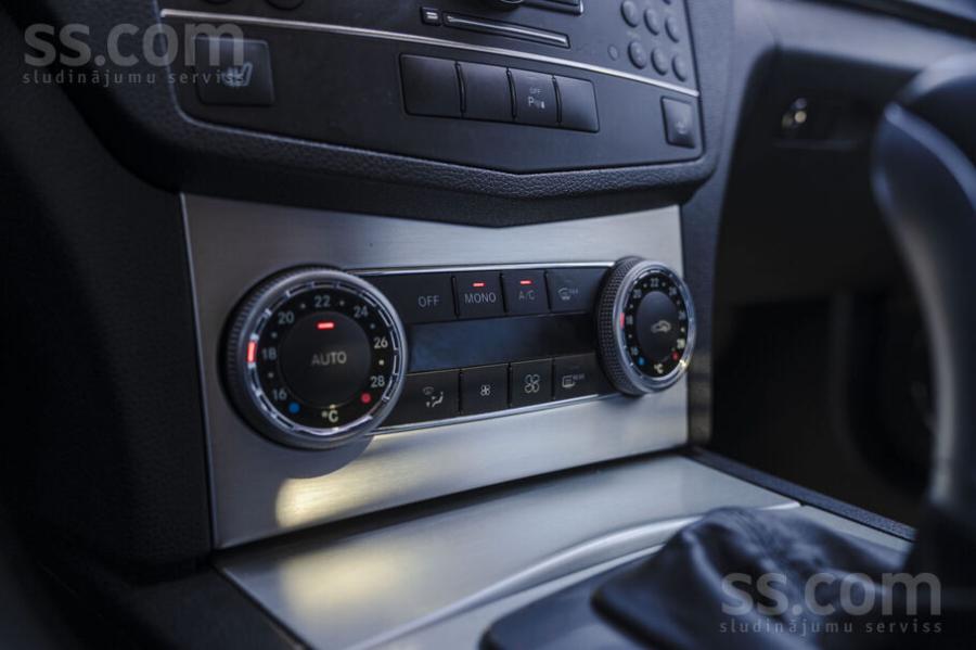 Melns Mercedes-Benz c-220 2009 Rīga, ar dzinēja tilpumu 2.20 L un nobraukumu 430 tūkst. km par 5490 €, foto 22 vietnē AUTOMOTO.COM.LV