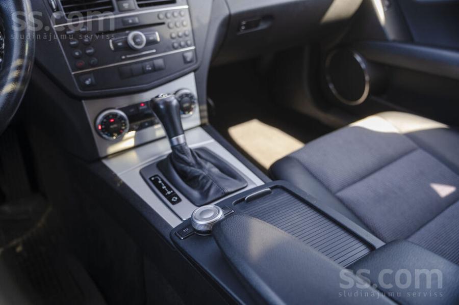 Melns Mercedes-Benz c-220 2009 Rīga, ar dzinēja tilpumu 2.20 L un nobraukumu 430 tūkst. km par 5490 €, foto 23 vietnē AUTOMOTO.COM.LV