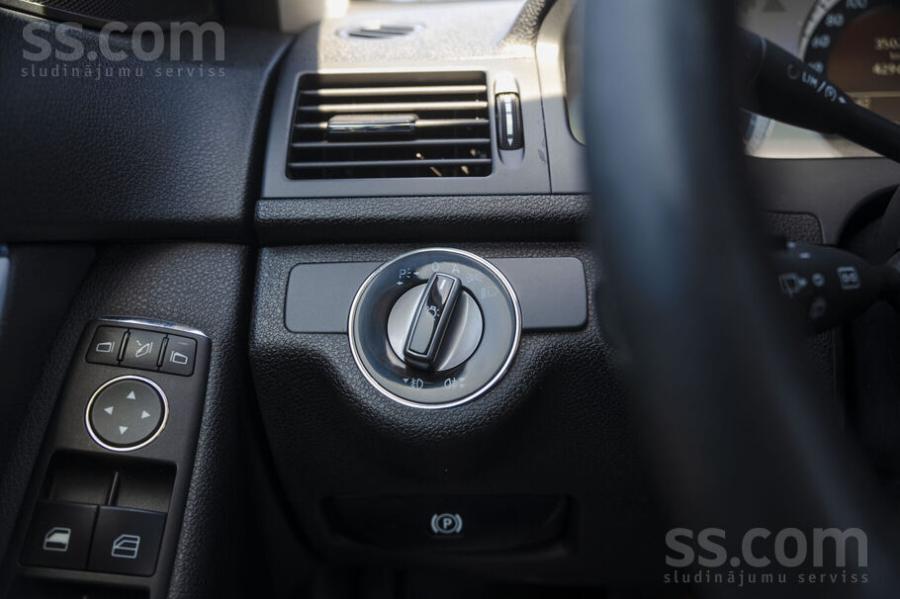 Melns Mercedes-Benz c-220 2009 Rīga, ar dzinēja tilpumu 2.20 L un nobraukumu 430 tūkst. km par 5490 €, foto 24 vietnē AUTOMOTO.COM.LV
