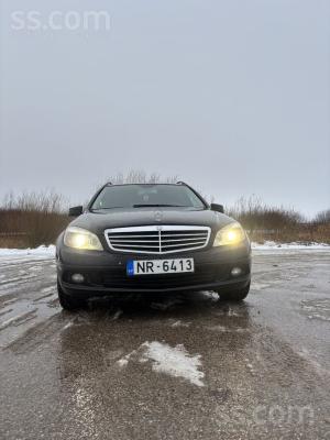 Melns Mercedes-Benz c-220 2010 Rīga, ar dzinēja tilpumu 2.20 L un nobraukumu 292 tūkst. km par 4400 €, foto 2 vietnē AUTOMOTO.COM.LV