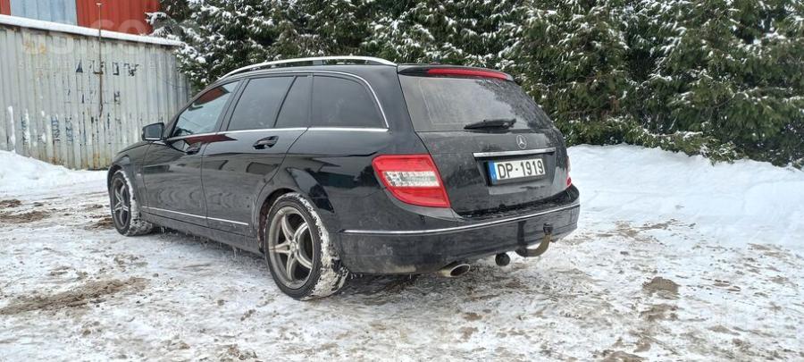 Melns Mercedes-Benz c-220 2010 Rīga, ar dzinēja tilpumu 2.20 L un nobraukumu 286 tūkst. km par 4900 €, foto 2 vietnē AUTOMOTO.COM.LV