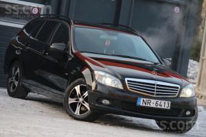 Black Mercedes-Benz c-220 2010 in Riga, with an engine capacity of 2.20 L and mileage of 0 thousand km for 5190 €, photo 4 on AUTOMOTO.COM.LV