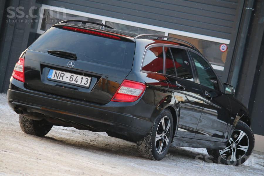 Black Mercedes-Benz c-220 2010 in Riga, with an engine capacity of 2.20 L and mileage of 0 thousand km for 5190 €, photo 6 on AUTOMOTO.COM.LV