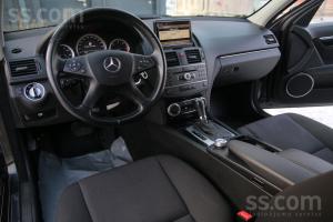 Black Mercedes-Benz c-220 2010 in Riga, with an engine capacity of 2.20 L and mileage of 0 thousand km for 5190 €, photo 10 on AUTOMOTO.COM.LV