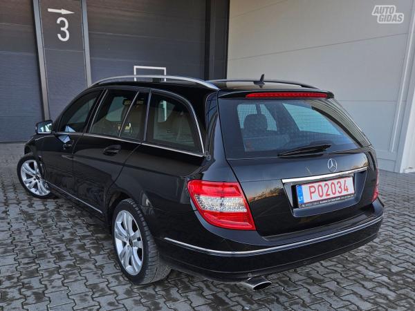 Melns Mercedes-Benz c-220 2010 Viļņa, ar dzinēja tilpumu 2.10 L un nobraukumu 369 tūkst. km par 5250 €, foto 3 vietnē AUTOMOTO.COM.LV