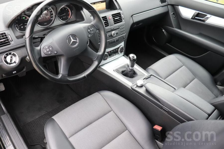 Melns Mercedes-Benz c-220 2010 Rīga, ar dzinēja tilpumu 2.20 L un nobraukumu 0 tūkst. km par 4550 €, foto 16 vietnē AUTOMOTO.COM.LV