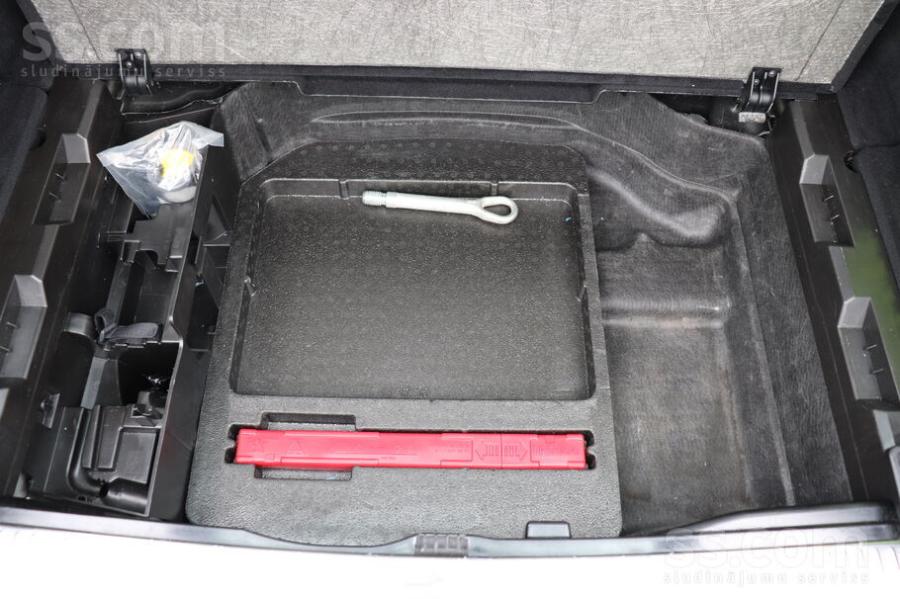 Melns Mercedes-Benz c-220 2010 Rīga, ar dzinēja tilpumu 2.20 L un nobraukumu 0 tūkst. km par 4550 €, foto 20 vietnē AUTOMOTO.COM.LV