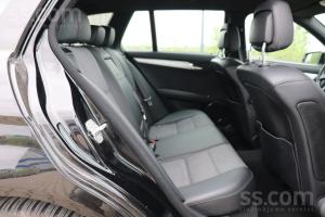 Melns Mercedes-Benz c-220 2010 Rīga, ar dzinēja tilpumu 2.20 L un nobraukumu 0 tūkst. km par 4550 €, foto 21 vietnē AUTOMOTO.COM.LV