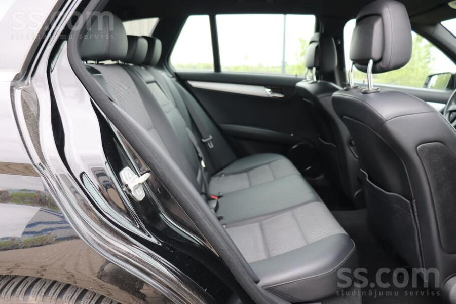 Melns Mercedes-Benz c-220 2010 Rīga, ar dzinēja tilpumu 2.20 L un nobraukumu 0 tūkst. km par 4550 €, foto 21 vietnē AUTOMOTO.COM.LV