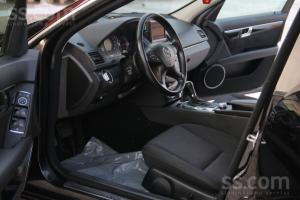 Melns Mercedes-Benz c-220 2010 Rīga, ar dzinēja tilpumu 2.20 L un nobraukumu 0 tūkst. km par 5190 €, foto 8 vietnē AUTOMOTO.COM.LV
