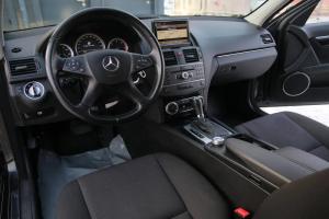 Melns Mercedes-Benz c-220 2010 Rīga, ar dzinēja tilpumu 2.20 L un nobraukumu 293 tūkst. km par 5190 €, foto 11 vietnē AUTOMOTO.COM.LV