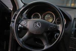 Melns Mercedes-Benz c-220 2010 Rīga, ar dzinēja tilpumu 2.20 L un nobraukumu 293 tūkst. km par 5190 €, foto 13 vietnē AUTOMOTO.COM.LV