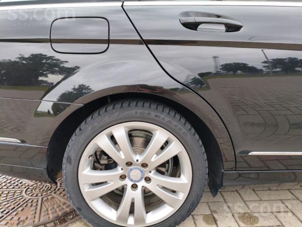 Melns Mercedes-Benz c-220 2010 Valmiera, ar dzinēja tilpumu 2.20 L un nobraukumu 307 tūkst. km par 4780 €, foto 10 vietnē AUTOMOTO.COM.LV