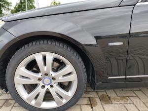 Melns Mercedes-Benz c-220 2010 Valmiera, ar dzinēja tilpumu 2.20 L un nobraukumu 307 tūkst. km par 4780 €, foto 12 vietnē AUTOMOTO.COM.LV
