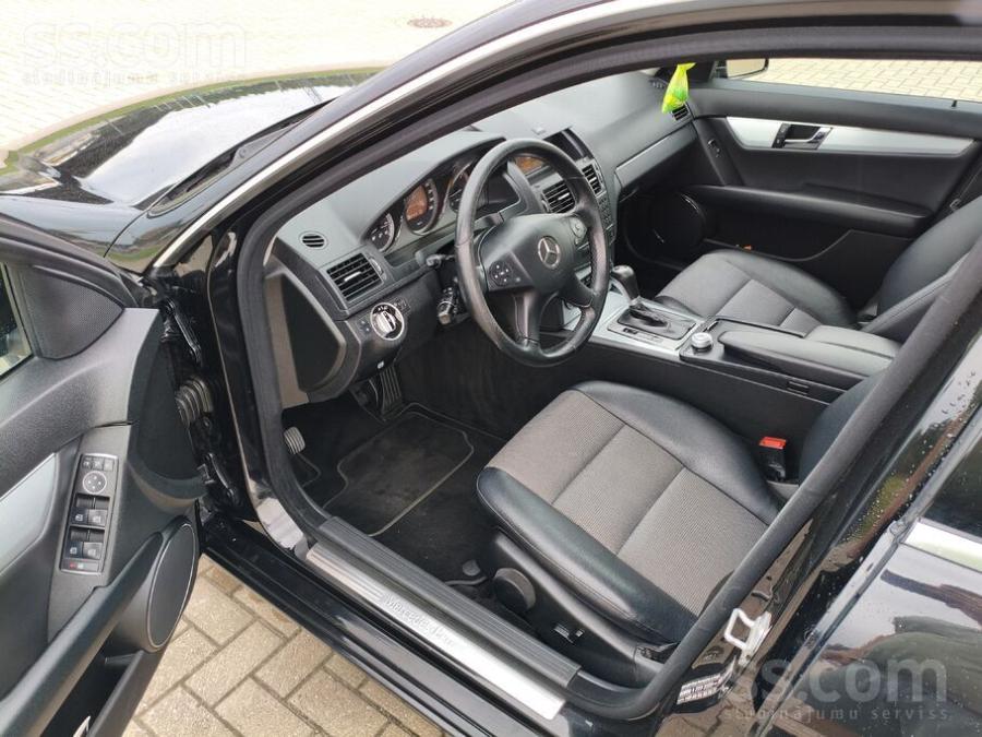 Melns Mercedes-Benz c-220 2010 Valmiera, ar dzinēja tilpumu 2.20 L un nobraukumu 307 tūkst. km par 4780 €, foto 20 vietnē AUTOMOTO.COM.LV