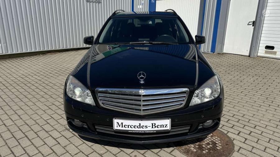 Melns Mercedes-Benz c-220 2010 Marijampole, ar dzinēja tilpumu 2.20 L un nobraukumu 355 tūkst. km par 4600 €, foto 4 vietnē AUTOMOTO.COM.LV