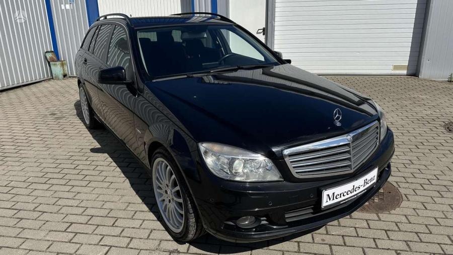 Melns Mercedes-Benz c-220 2010 Marijampole, ar dzinēja tilpumu 2.20 L un nobraukumu 355 tūkst. km par 4600 €, foto 5 vietnē AUTOMOTO.COM.LV