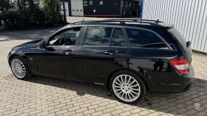 Melns Mercedes-Benz c-220 2010 Marijampole, ar dzinēja tilpumu 2.20 L un nobraukumu 355 tūkst. km par 4600 €, foto 10 vietnē AUTOMOTO.COM.LV