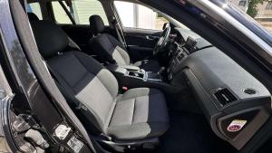 Melns Mercedes-Benz c-220 2010 Marijampole, ar dzinēja tilpumu 2.20 L un nobraukumu 355 tūkst. km par 4600 €, foto 15 vietnē AUTOMOTO.COM.LV
