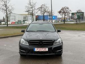 Black Mercedes-Benz c-220 2011 in Siauliai, with an engine capacity of 2.14 L and mileage of 264 thousand km for 6890 €, photo 4 on AUTOMOTO.COM.LV