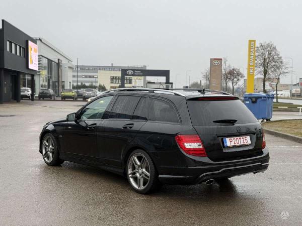 Melns Mercedes-Benz c-220 2011 Šauļi, ar dzinēja tilpumu 2.14 L un nobraukumu 264 tūkst. km par 6890 €, foto 8 vietnē AUTOMOTO.COM.LV