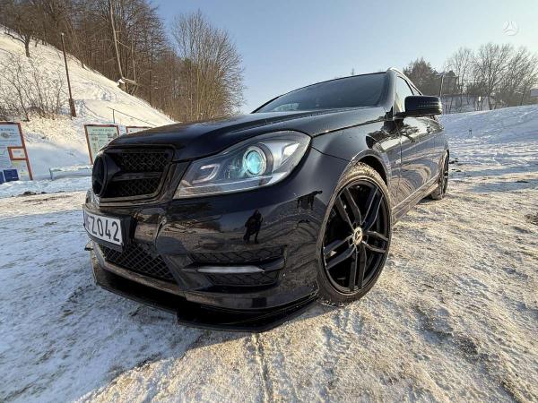 Black Mercedes-Benz c-220 2011 in Kaunas, with an engine capacity of 2.14 L and mileage of 276 thousand km for 6950 €, photo 1 on AUTOMOTO.COM.LV