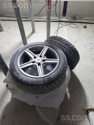 Melns Mercedes-Benz c-220 2011 Rīga, ar dzinēja tilpumu 2.20 L un nobraukumu 332 tūkst. km par 4500 €, foto 12 vietnē AUTOMOTO.COM.LV