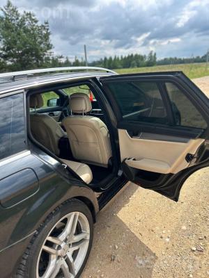 Black Mercedes-Benz c-220 2011 in Riga, with an engine capacity of 2.20 L and mileage of 279 thousand km for 6500 €, photo 8 on AUTOMOTO.COM.LV
