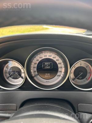 Black Mercedes-Benz c-220 2011 in Riga, with an engine capacity of 2.20 L and mileage of 279 thousand km for 6500 €, photo 22 on AUTOMOTO.COM.LV