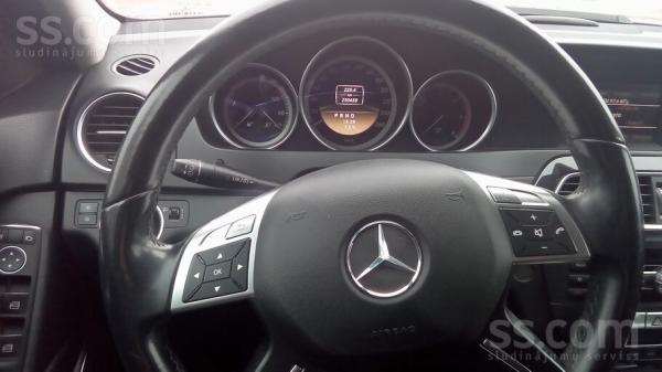 Black Mercedes-Benz c-220 2011 in Cesis, with an engine capacity of 2.20 L and mileage of 252 thousand km for 7500 €, photo 7 on AUTOMOTO.COM.LV