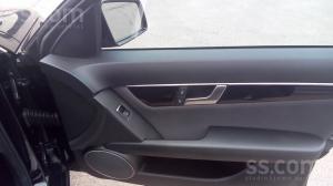 Black Mercedes-Benz c-220 2011 in Cesis, with an engine capacity of 2.20 L and mileage of 252 thousand km for 7500 €, photo 9 on AUTOMOTO.COM.LV