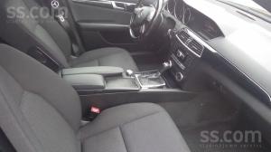Black Mercedes-Benz c-220 2011 in Cesis, with an engine capacity of 2.20 L and mileage of 252 thousand km for 7500 €, photo 11 on AUTOMOTO.COM.LV
