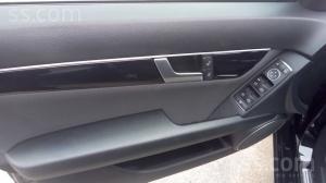 Black Mercedes-Benz c-220 2011 in Cesis, with an engine capacity of 2.20 L and mileage of 252 thousand km for 7500 €, photo 13 on AUTOMOTO.COM.LV