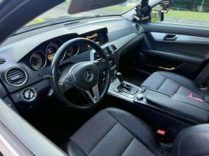 Melns Mercedes-Benz c-220 2011 Kauņa, ar dzinēja tilpumu 2.14 L un nobraukumu 266 tūkst. km par 4750 €, foto 6 vietnē AUTOMOTO.COM.LV