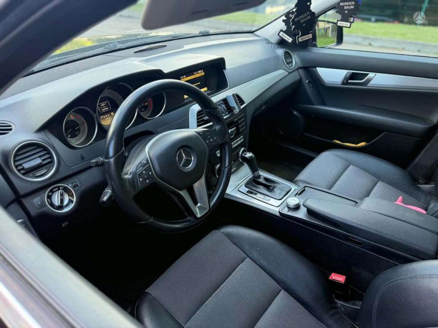Melns Mercedes-Benz c-220 2011 Kauņa, ar dzinēja tilpumu 2.14 L un nobraukumu 266 tūkst. km par 4750 €, foto 6 vietnē AUTOMOTO.COM.LV