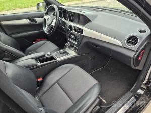 Melns Mercedes-Benz c-220 2011 Rīga, ar dzinēja tilpumu 2.20 L un nobraukumu 298 tūkst. km par 6890 €, foto 9 vietnē AUTOMOTO.COM.LV