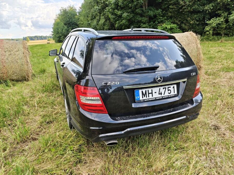 Черный Мерседес Ц 220 2011 в Рига, объемом двигателя 2.20 л и пробегом 298 тыс. км за 5600 €, фото 8 на AUTOMOTO.COM.LV