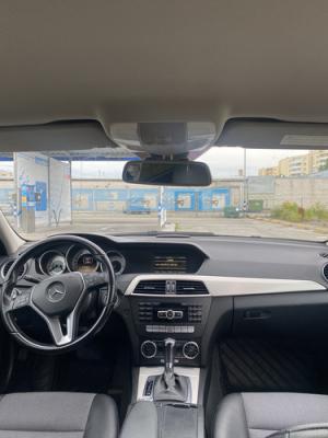 Melns Mercedes-Benz c-220 2011 Tallina, ar dzinēja tilpumu 0.00 L un nobraukumu 279 tūkst. km par 6400 €, foto 8 vietnē AUTOMOTO.COM.LV